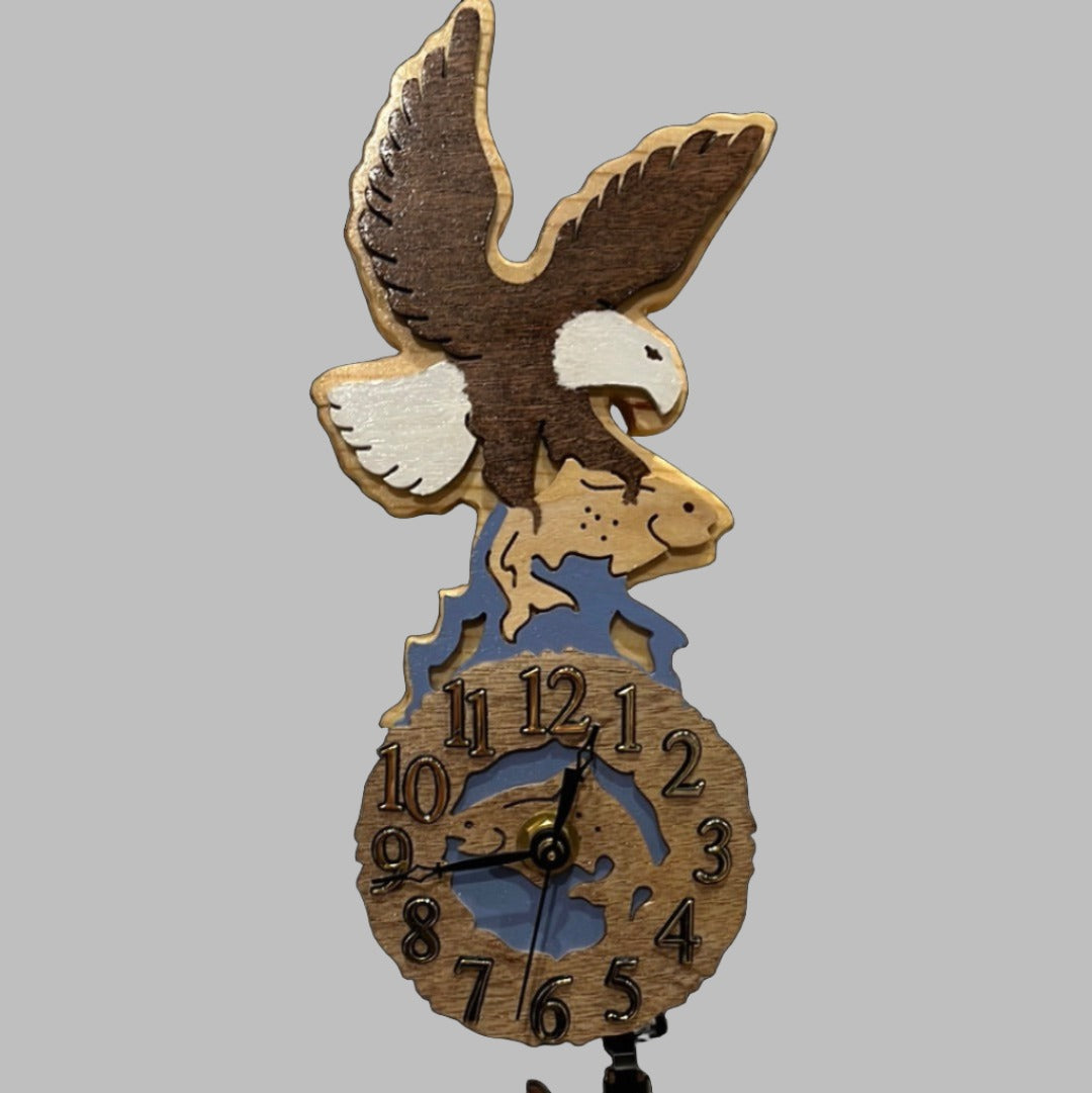 Eagle Pendulum Clock – Buzzwinkle’s Bazaar