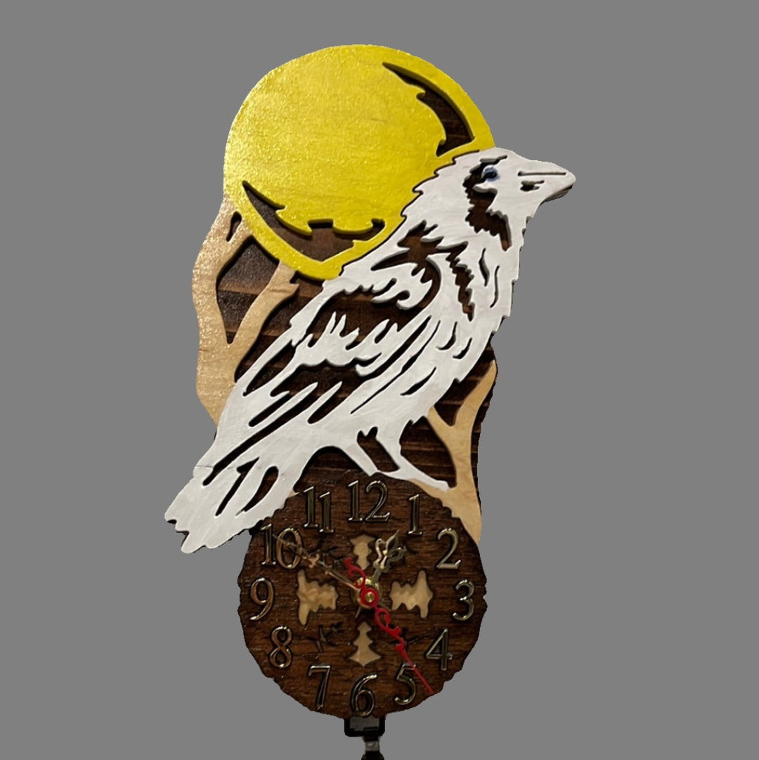 White Raven Pendulum Clock – Buzzwinkle’s Bazaar
