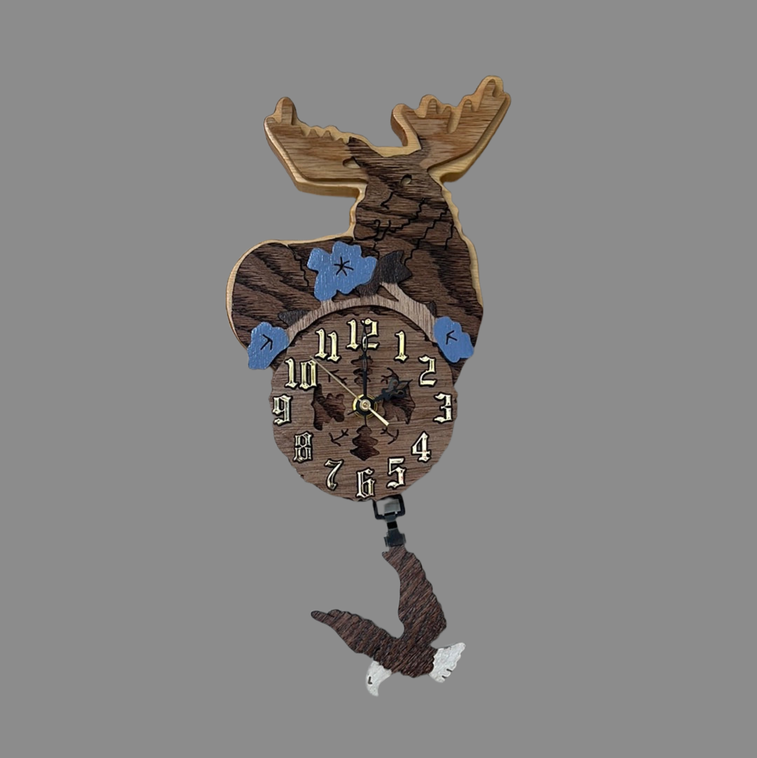 Moose Pendulum Clock – Buzzwinkle’s Bazaar