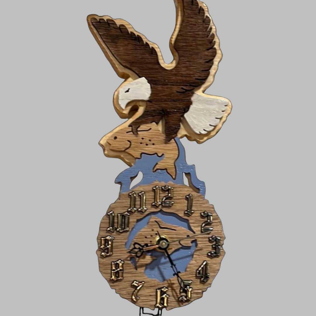 Eagle Pendulum Clock – Buzzwinkle’s Bazaar